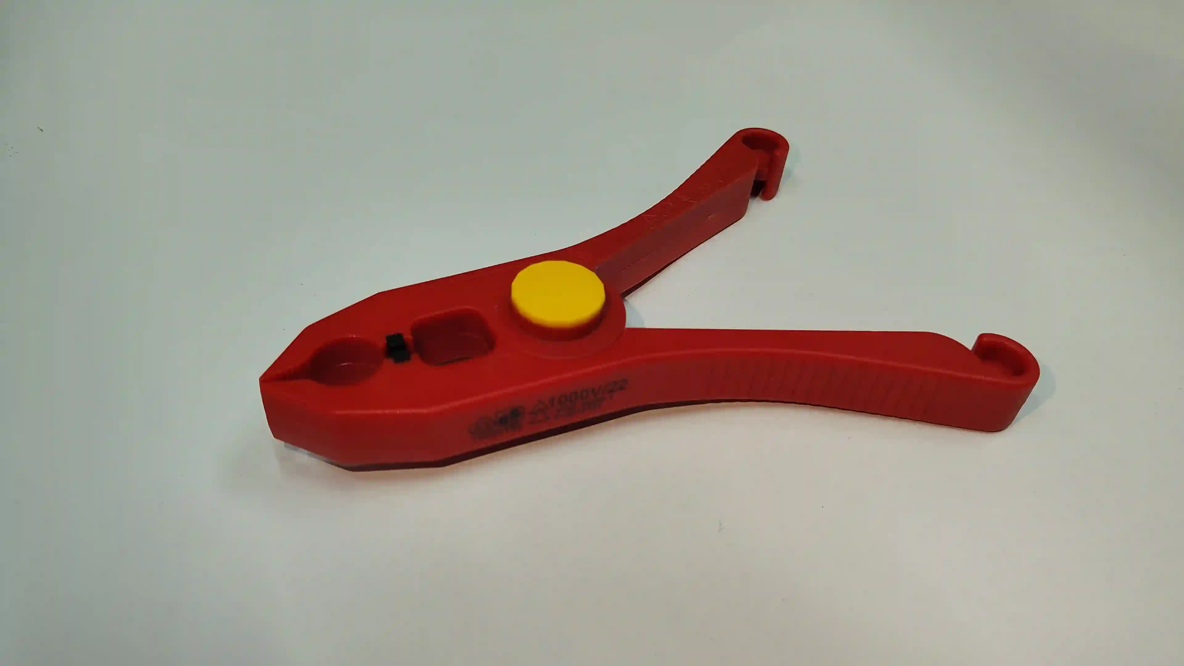 Insulated Plastic Clamp 150mm, Insulated Plastic Clamp Exporters India ...